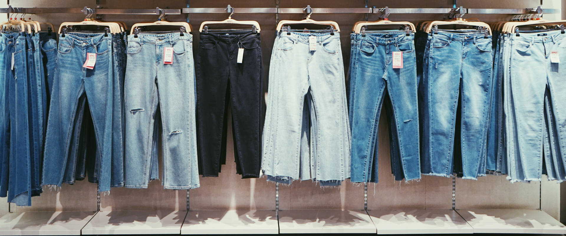 Excess & Surplus Stock Clearance - UK Stock Clearance